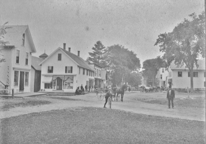 Warren Square - Hartland, Maine